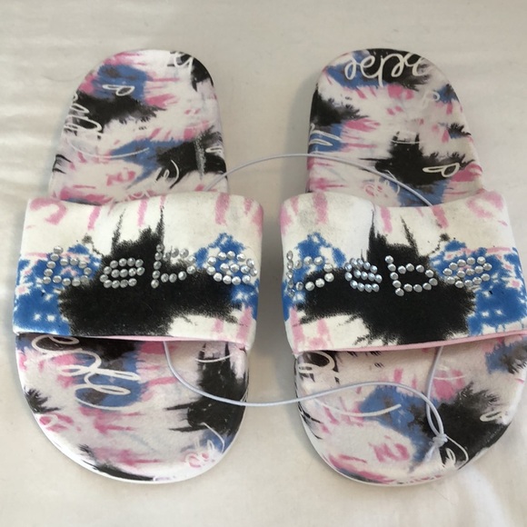bebe | Shoes | 52 Nwt Bebe Faya Pool Slide Sandals In White Multi Size ...